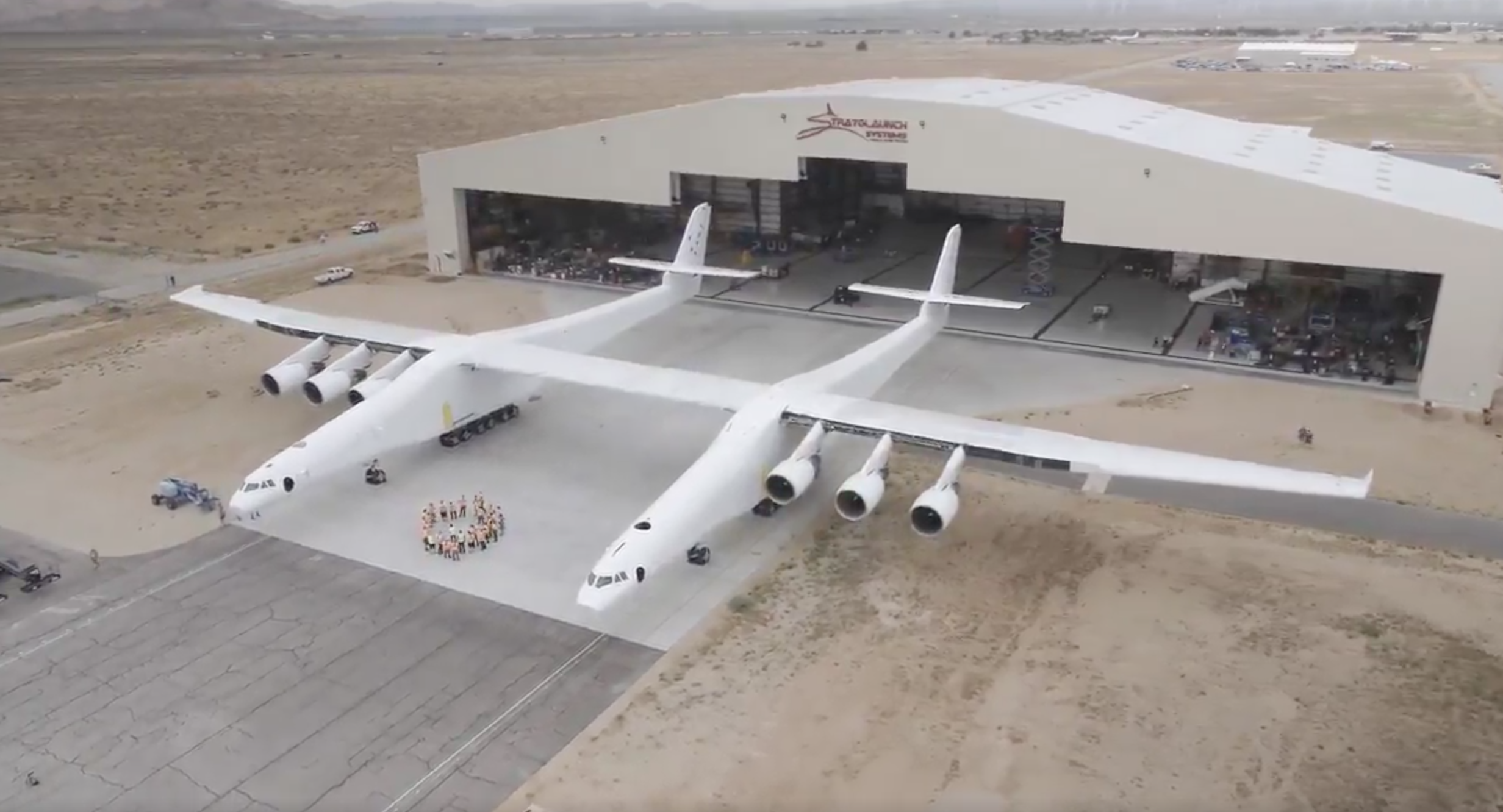 En fotos, este es el avión más grande del mundo jamás construido ...