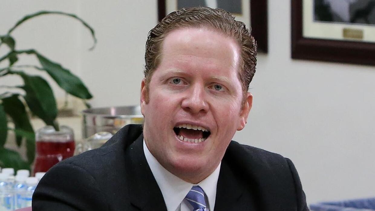 Abren nueva sesión para cursos de ciudadanía - Univision