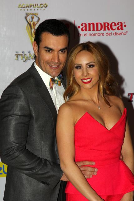 David Zepeda cierra el año enamorado de Lina Radwan - Univision