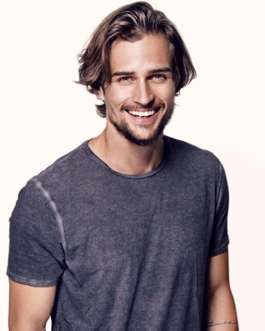 Jon Ecker Y Su Novia