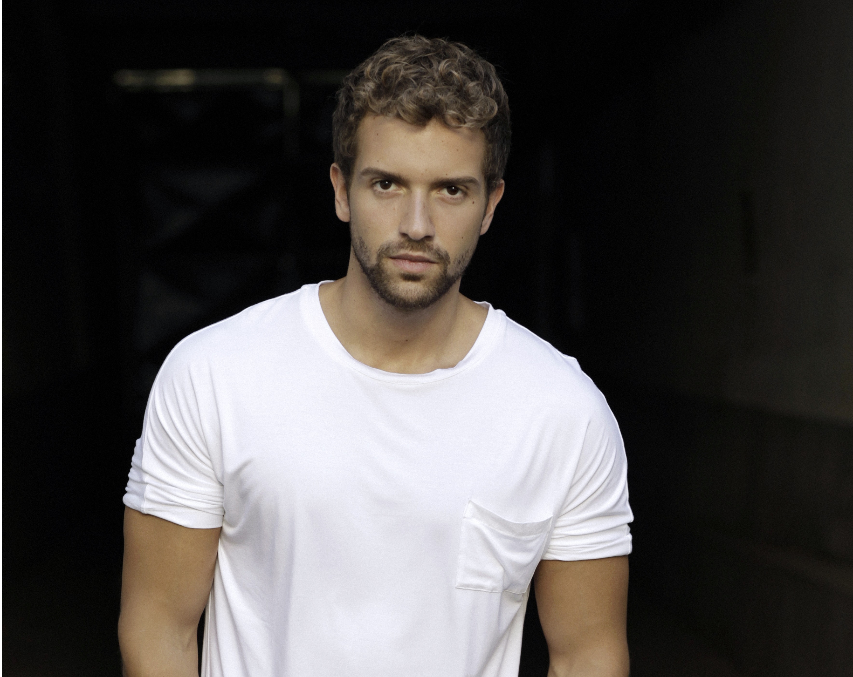 Pablo Alborán celebra sus nominaciones al Grammy Latino - Univision